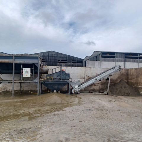 Sand Separation Systems - Sand Separation Cow Bedding for UK Farmers